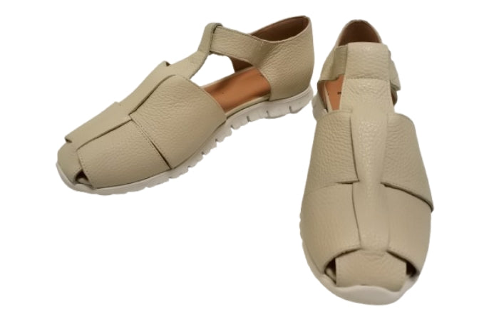 【arui_toe 5080 サンドベージュ】本革軽量グルカサンダル – 神戸旅靴屋